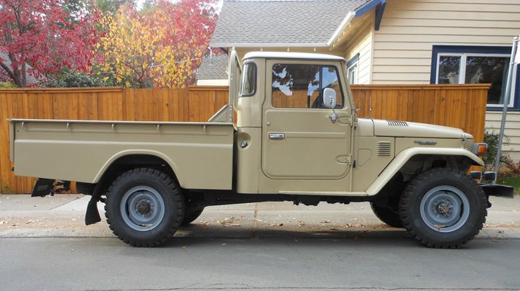 Toyota FJ45 longbed pickup
